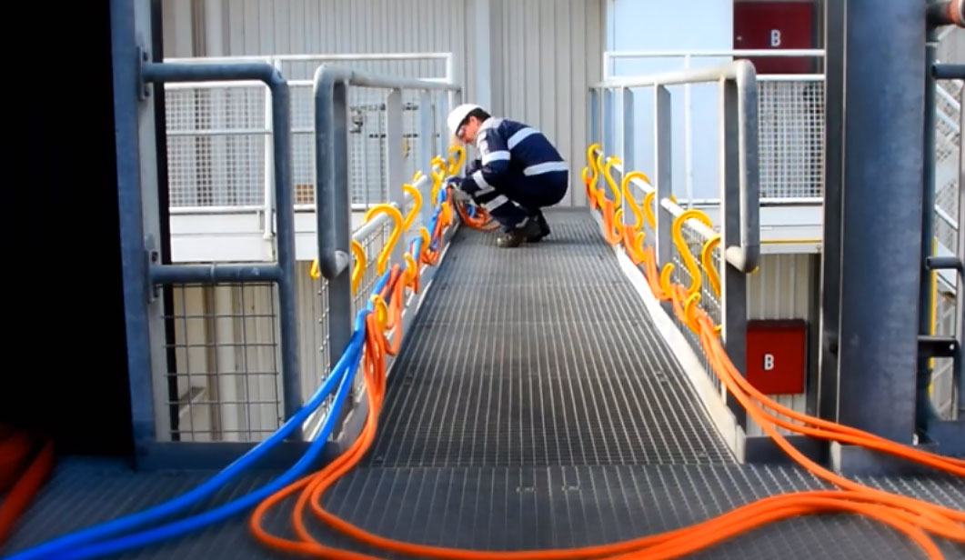 Safety hooks - BLH-DOM Safety Solutions